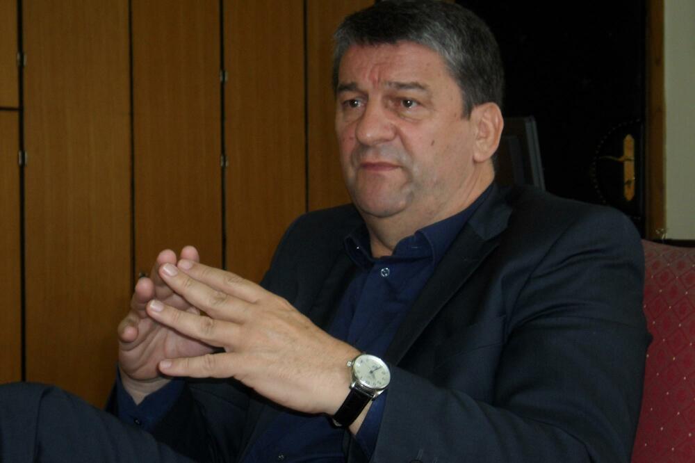 Po kratkom postupku – Feđa Pavlović